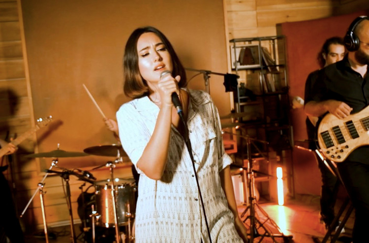 Damla Durakçay ile Müzik ve Yeni Projeler Üzerine Sohbet