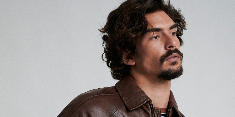 Jackets for Men Are Interpreted Two Different Ways: Polos and Shirts